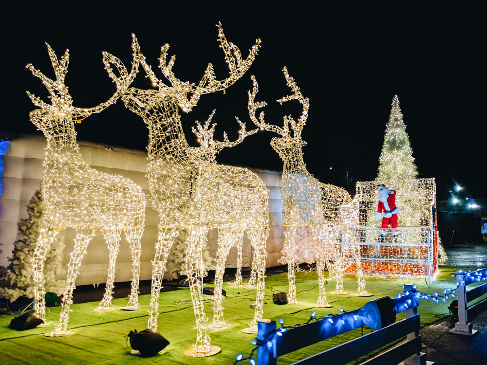Going to PNE WinterLights 2020 - Discovering Parenthood